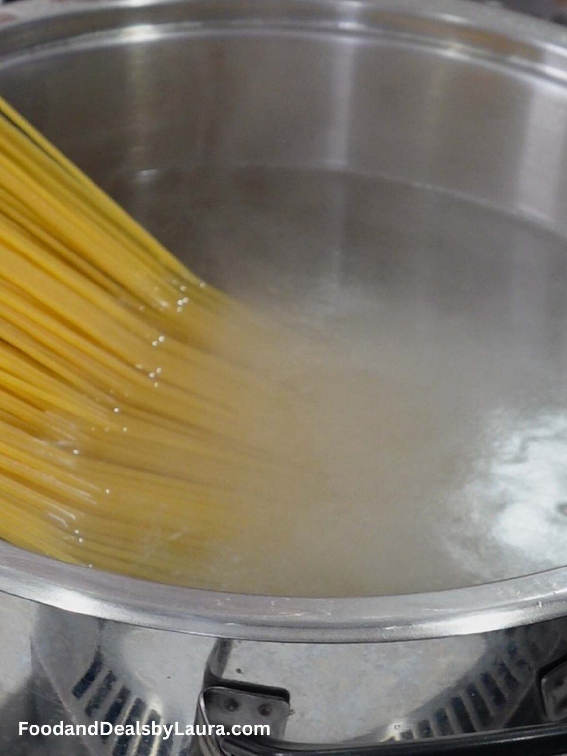 Cómo Hacer Espagueti Blanco con Crema y Jamón: Receta Fácil y Rápido